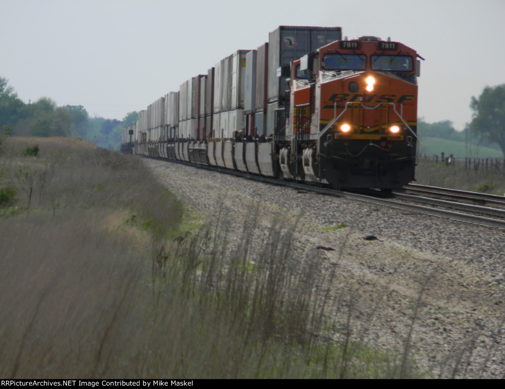 BNSF 7811